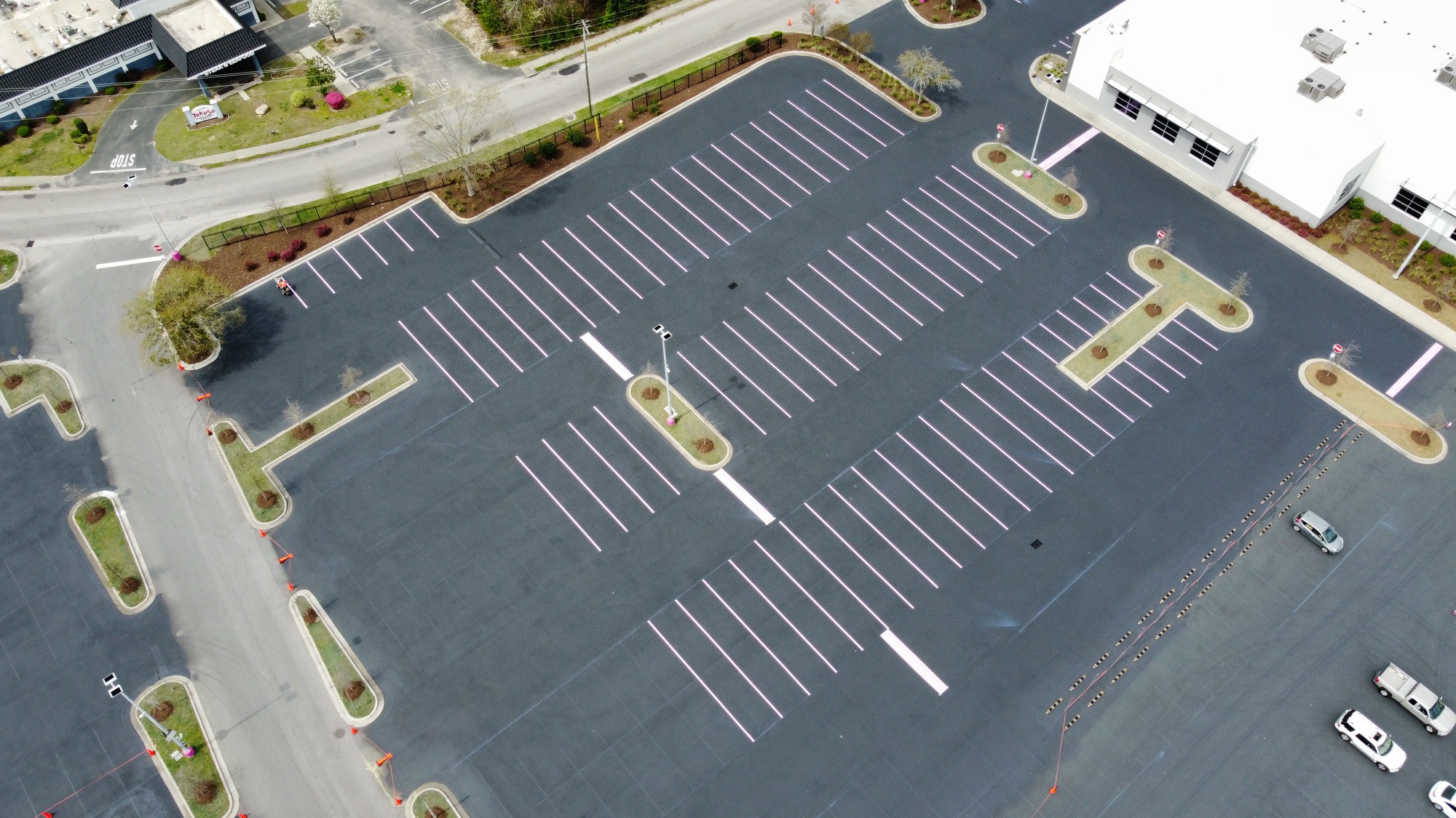 How to improve a Parking Lot: simple yet thoughtful ideas - Commercial ...